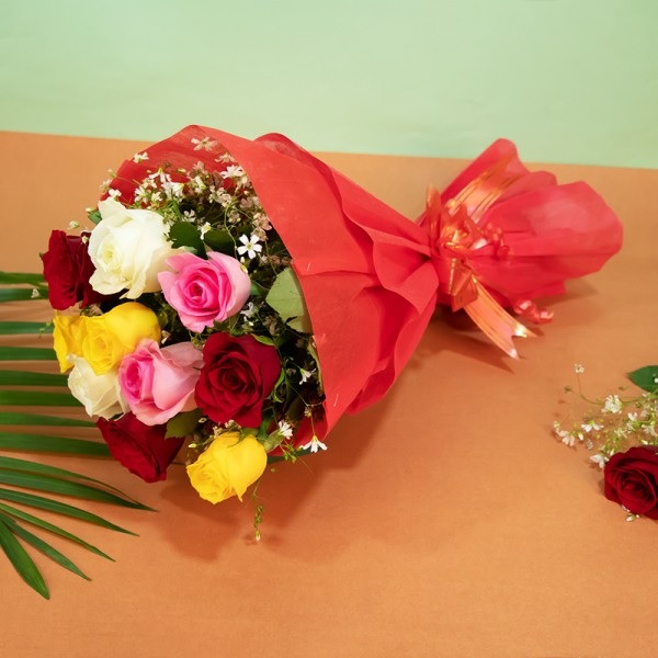 Order Mix 10 Roses Bouquet online | Get same day delivery PAN India in ...