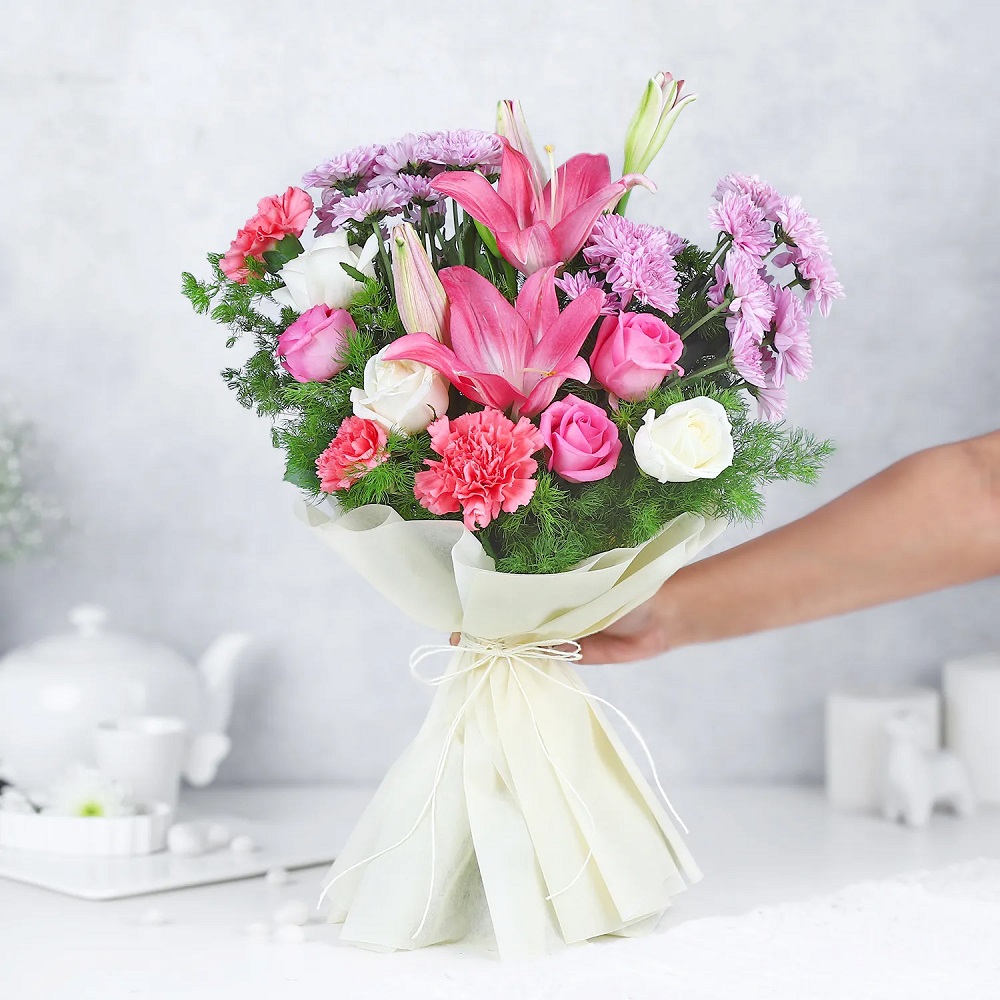Order Pretty Bunch Of Mix Flowers online | Get same day delivery PAN ...